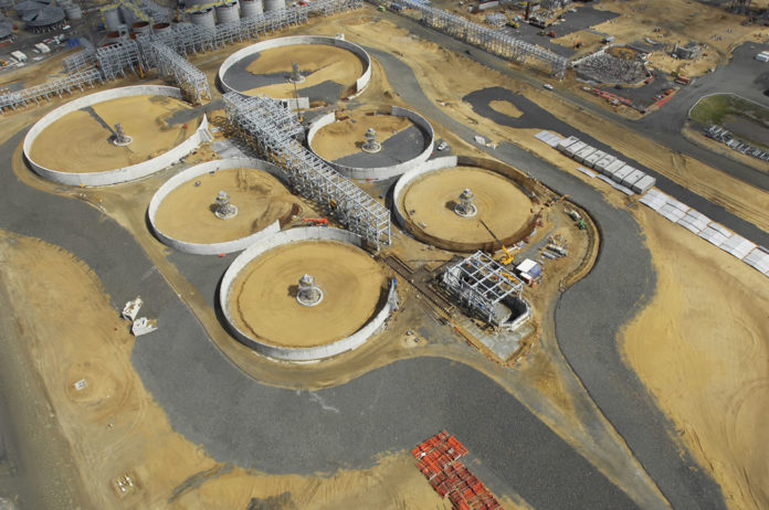 Colas Madagascar, numéro 1 mondial dans la construction des routes